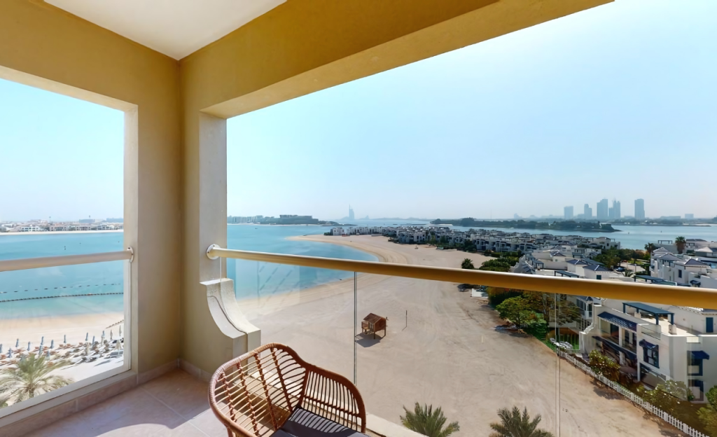 Dubai Vacation Homes, short stay holiday home rentals Dubai.
